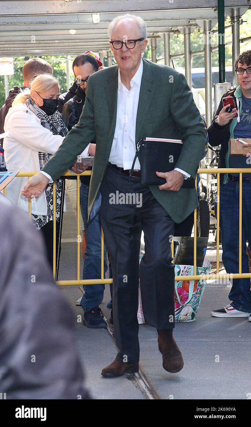 Anne Hathaway and John Lithgow at The View -PICTURED: John Lithgow ...