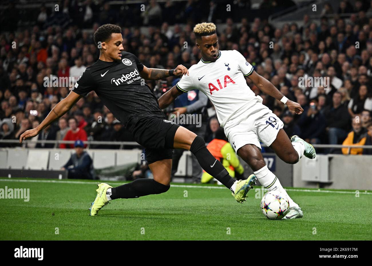 Tuta eintracht frankfurt hi-res stock photography and images - Alamy