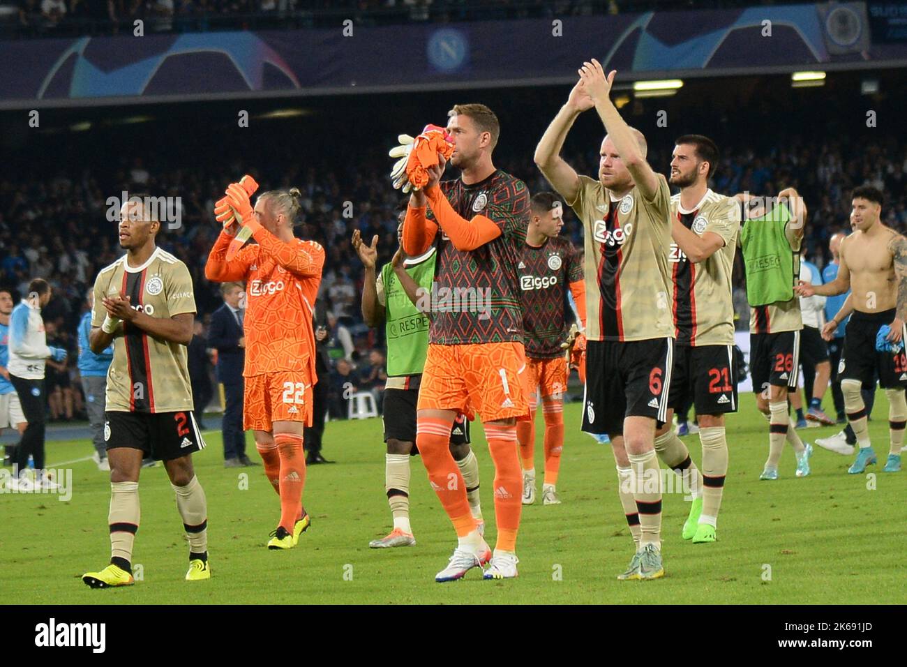 Ajax players thank their fans during the Uefa Champions League SSC ...
