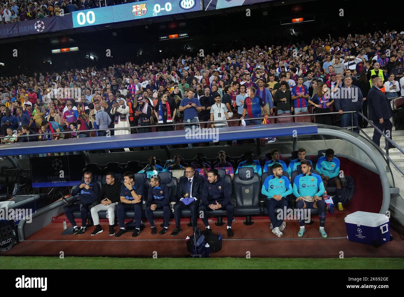 FC Barcelona bench before the kick off during the UEFA Champions League ...