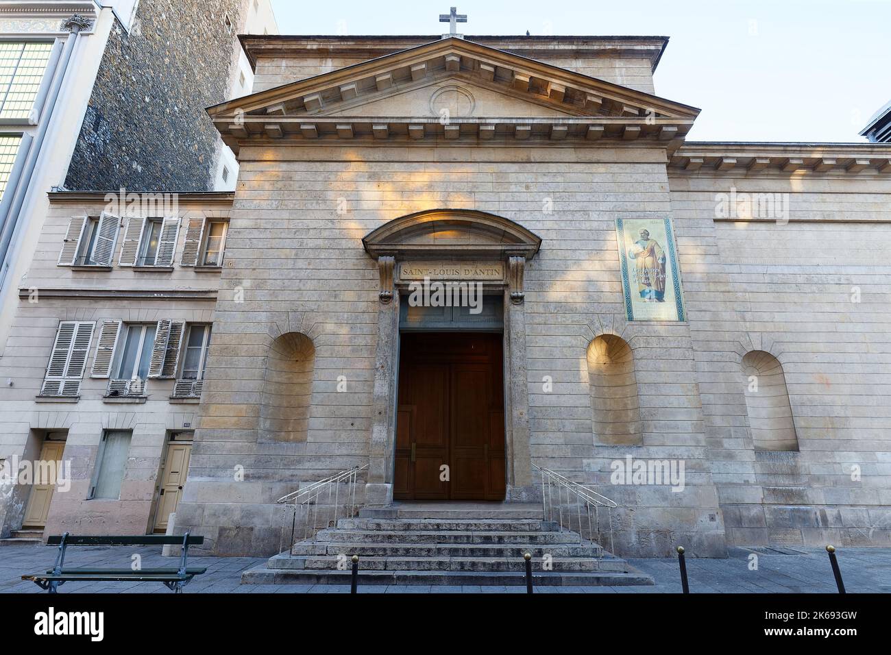 The church of Saint-Louis d'Antin is a Catholic religious building in ...