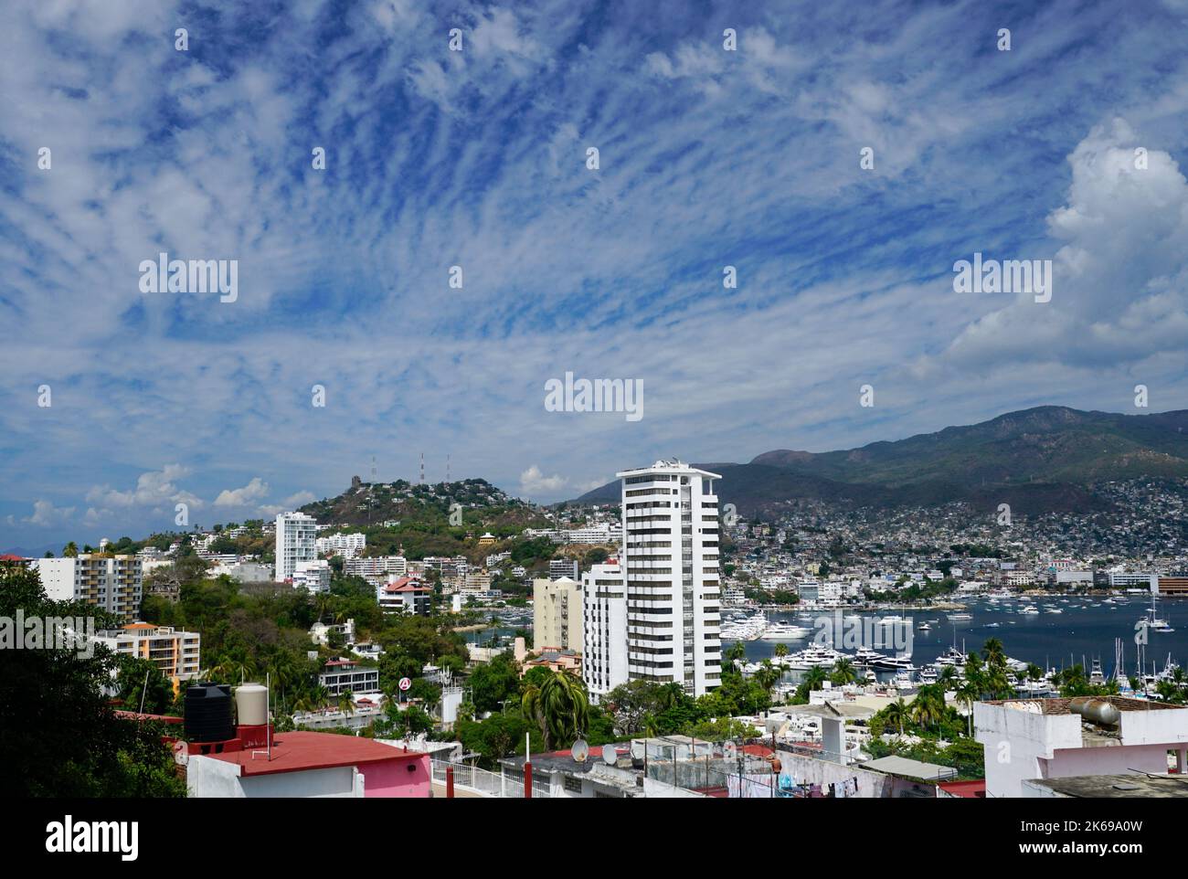Las playas acapulco hi-res stock photography and images - Alamy