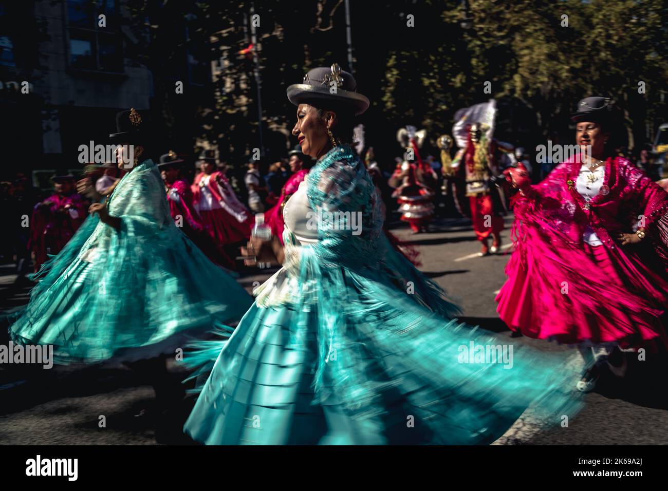 Columbus day parade latin america hi-res stock photography and images ...