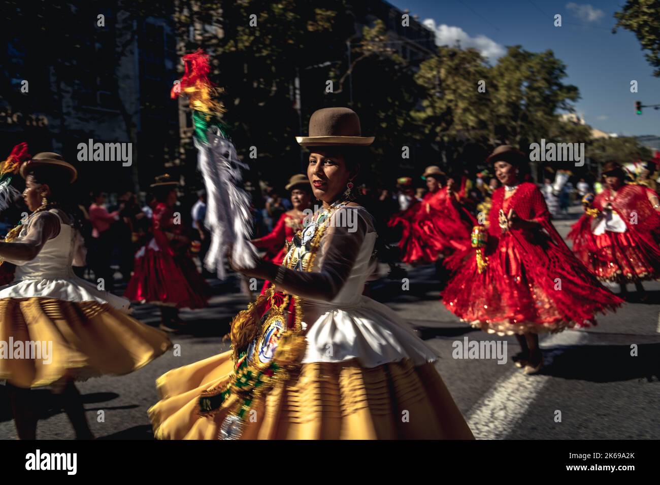 Columbus day parade latin america hi-res stock photography and images ...