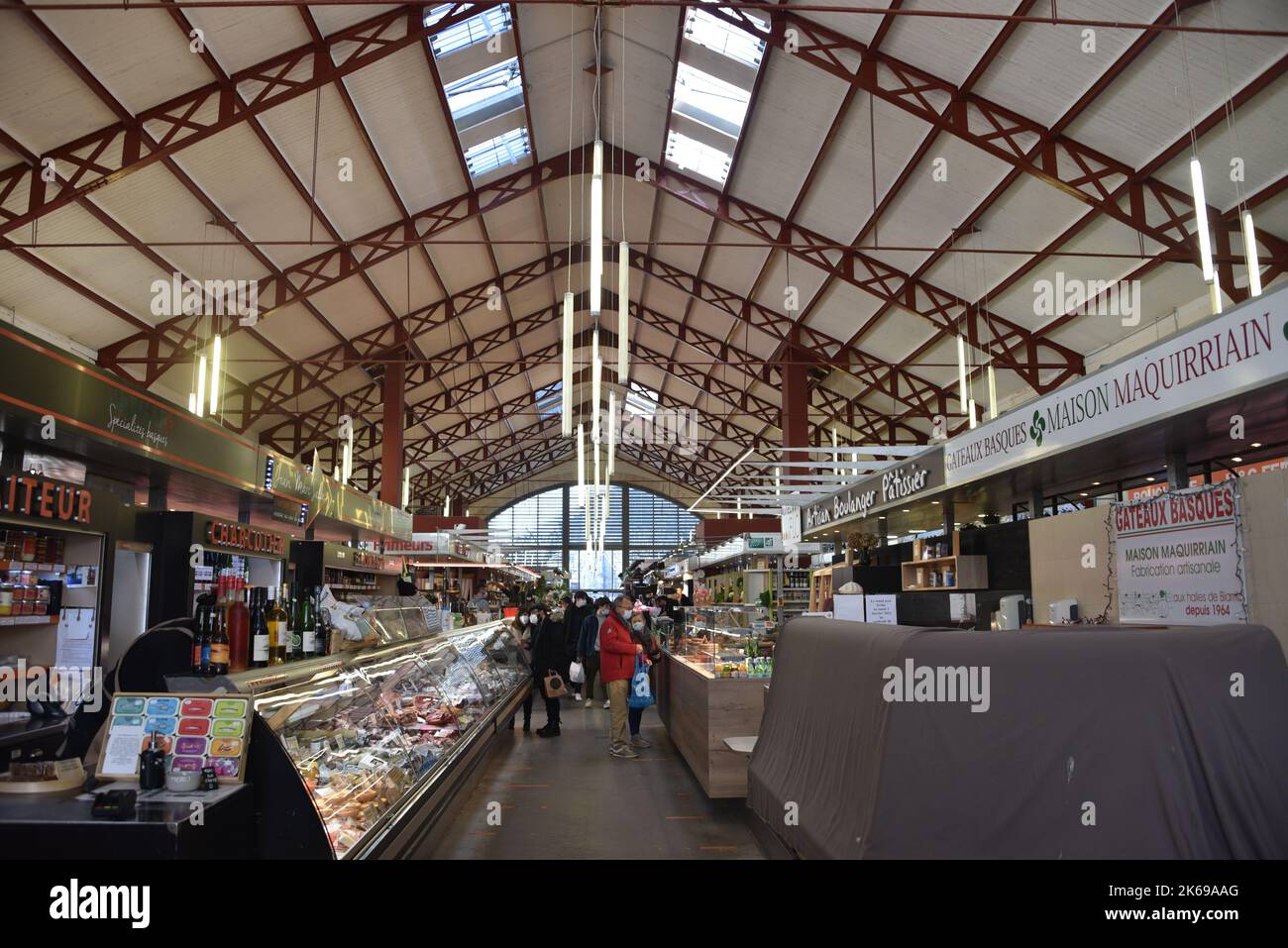 French food market les halles hi-res stock photography and images - Alamy