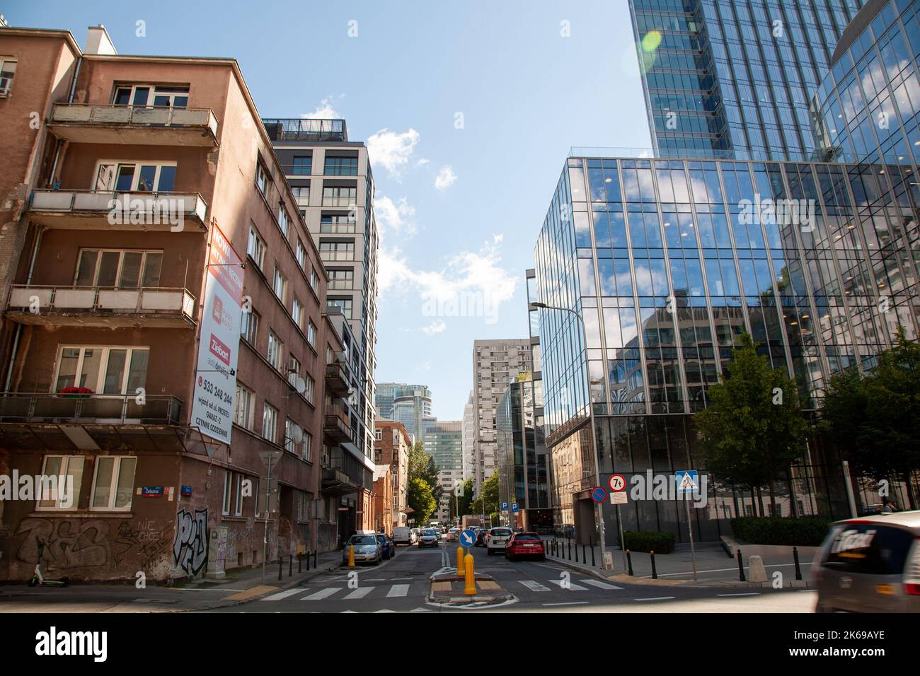 Modern day road construction hi-res stock photography and images - Alamy