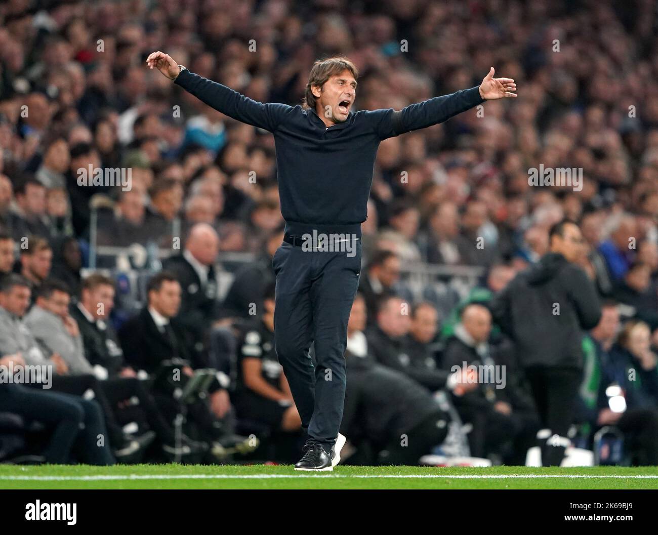 Tottenham Hotspur manager Antonio Conte gestures on the touchline ...
