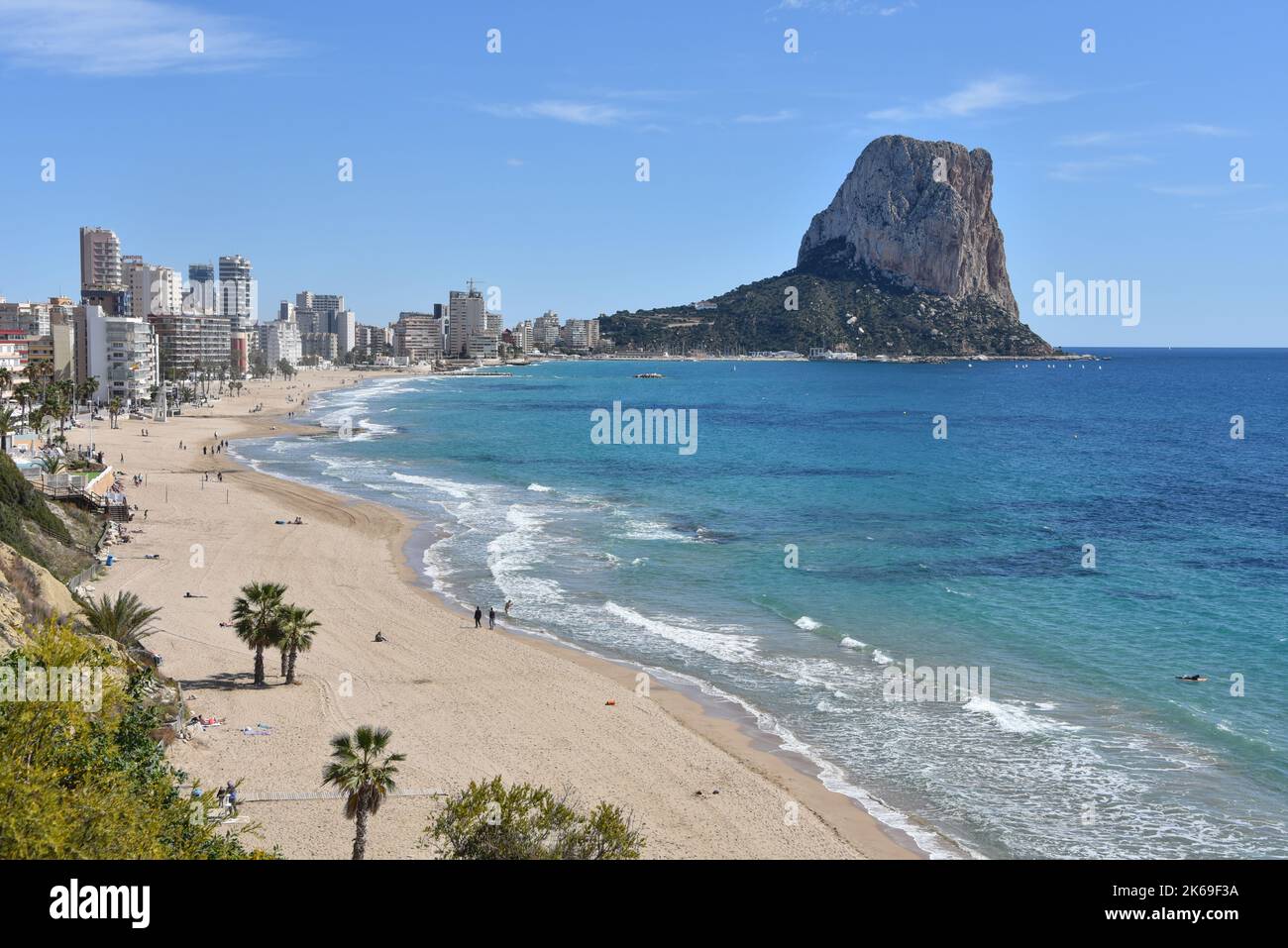 Panoramic view of Calpe Beach and the Penon de Ifach rock formation ...