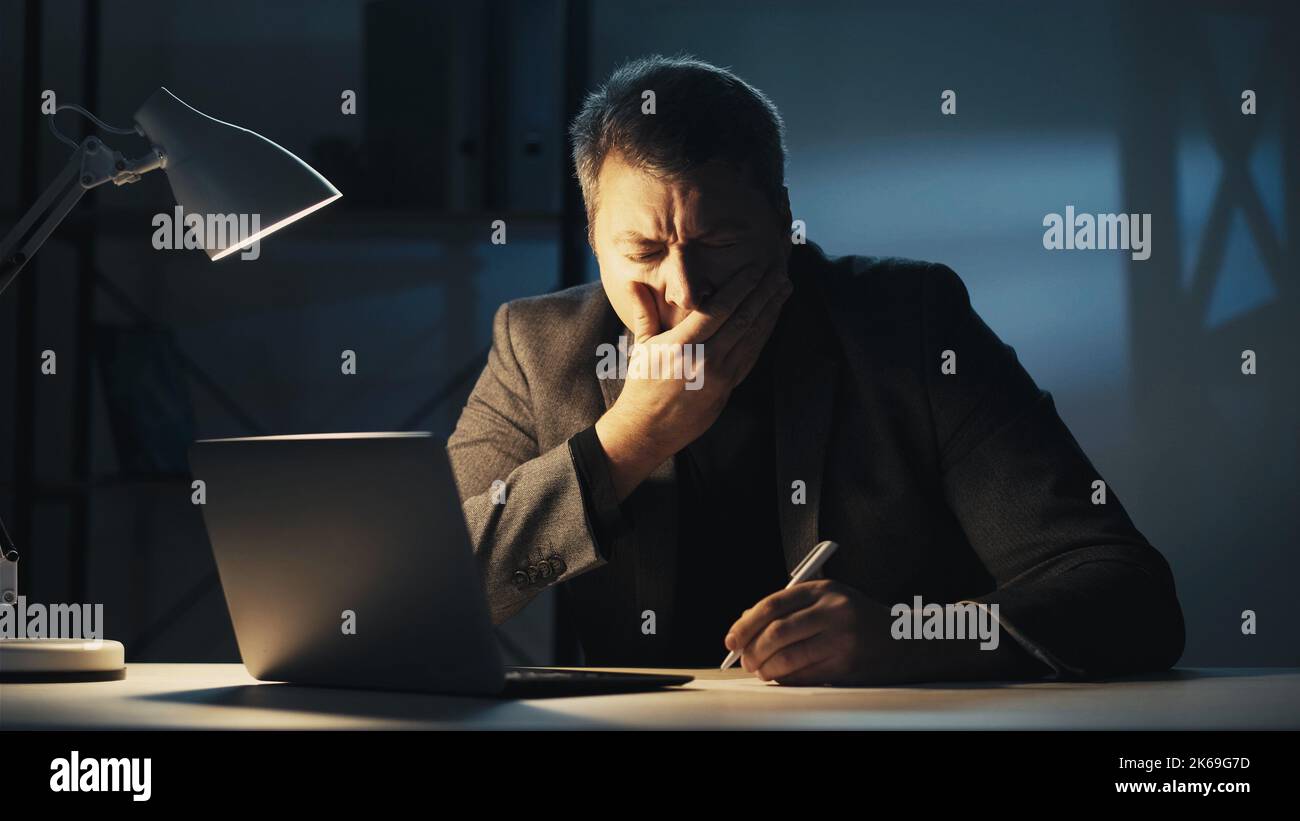 Tired night yawning business hi-res stock photography and images - Alamy