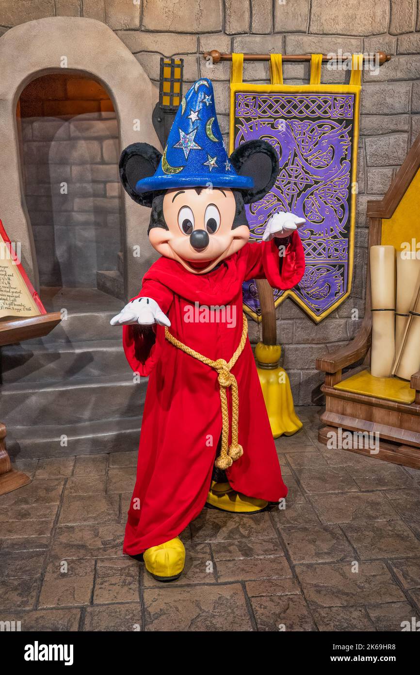 ORLANDO, UNITED STATES, 26TH SEPTERBER 2022: Sorcerer Mickey Mouse ...
