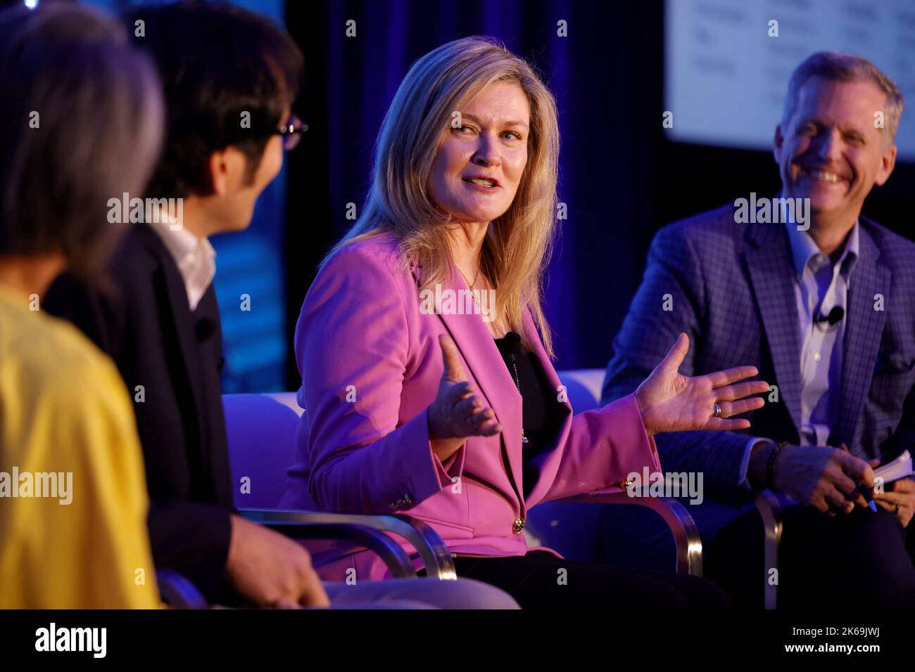 Pamela austin hi-res stock photography and images - Alamy