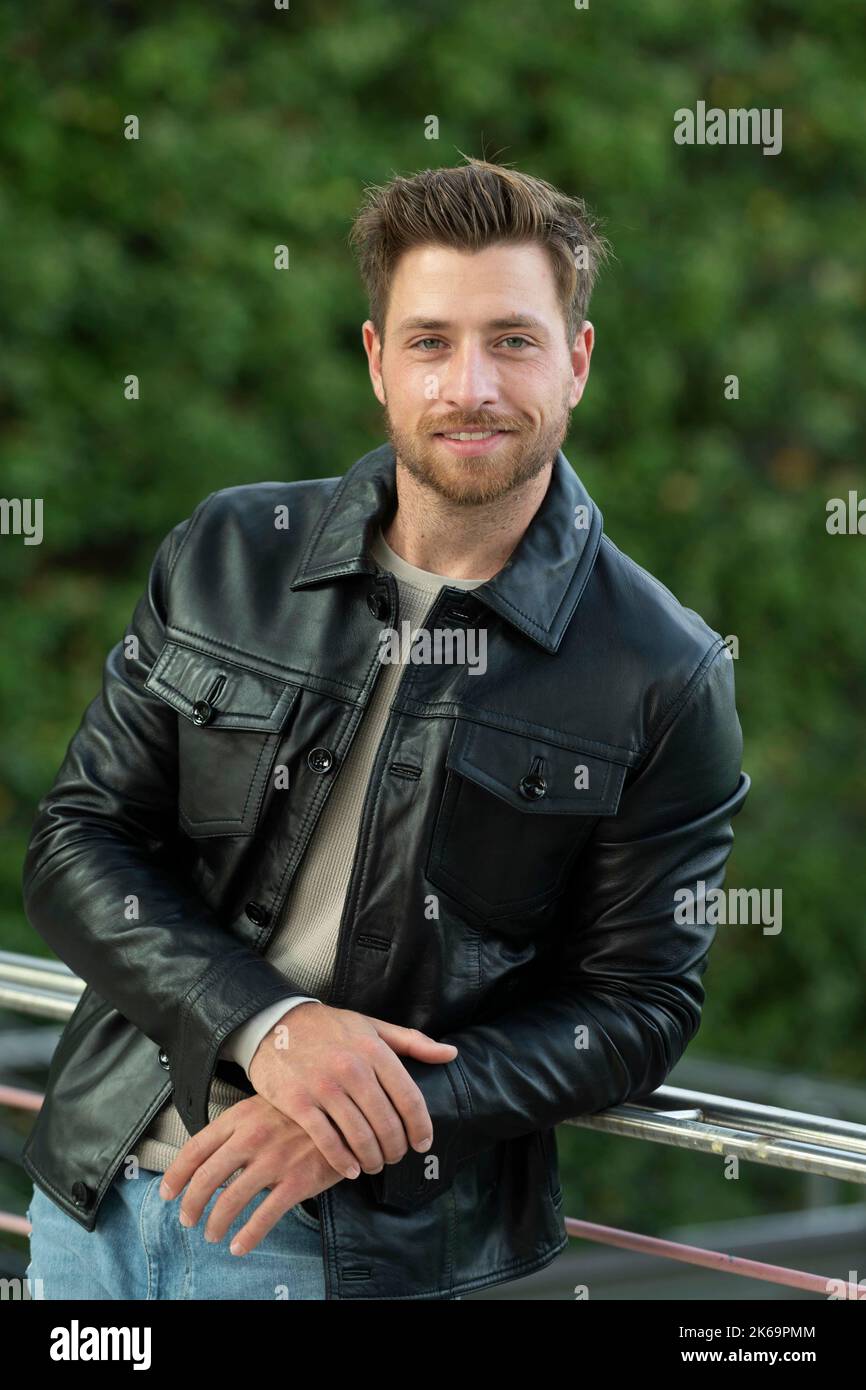 Cologne, Deutschland. 10th Oct, 2022. Actor Dominik FLADE plays the ...