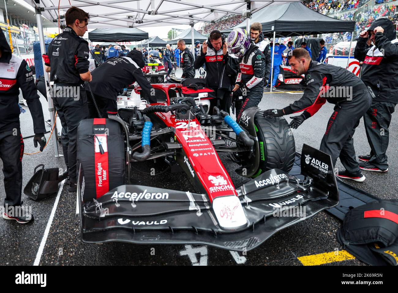 #24 Guanyu Zhou (CHN, Alfa Romeo F1 Team ORLEN), F1 Grand Prix of Japan at Suzuka International ...