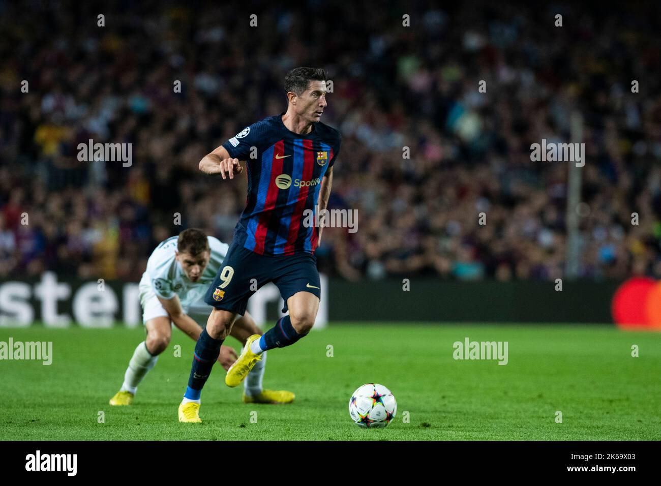 9 robert lewandowski hi-res stock photography and images - Alamy