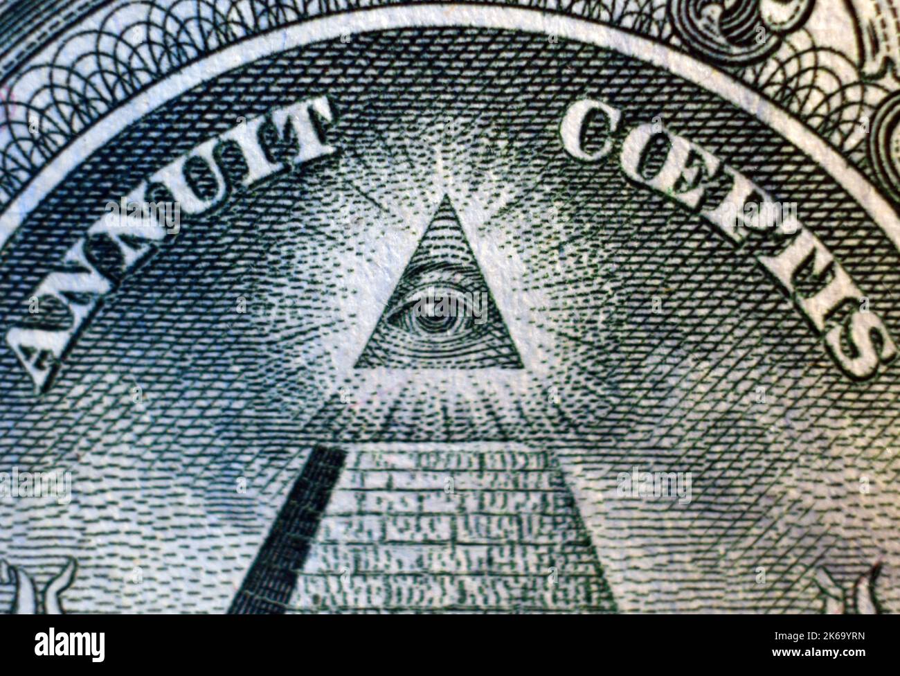 All seeing eye vector hi-res stock photography and images - Alamy