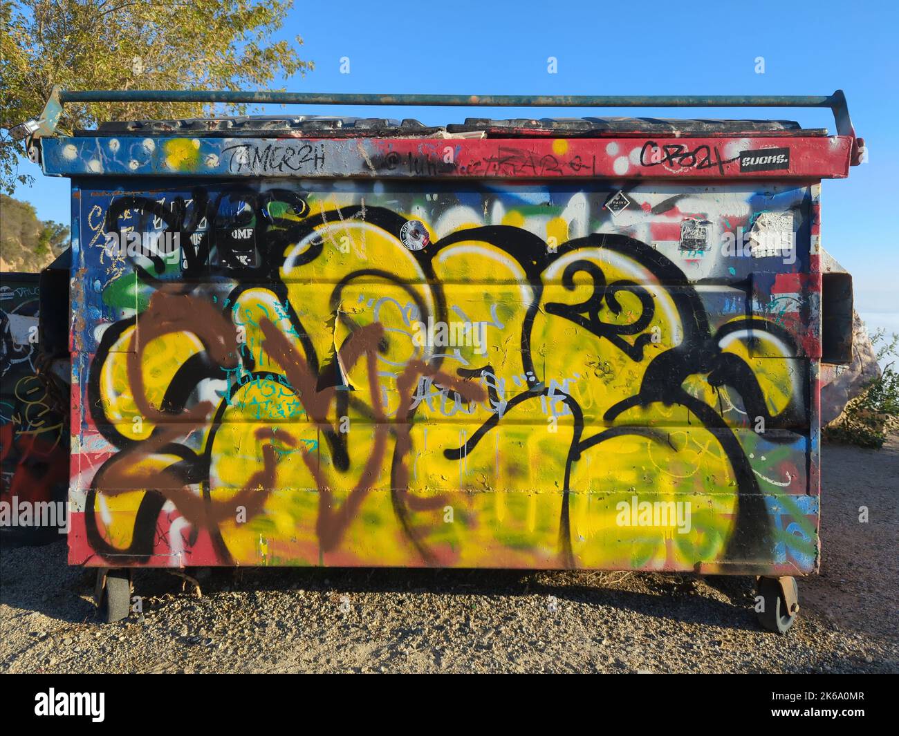 Lake Elsinore, CA - October 11, 2022: Colorful graffiti on trash ...