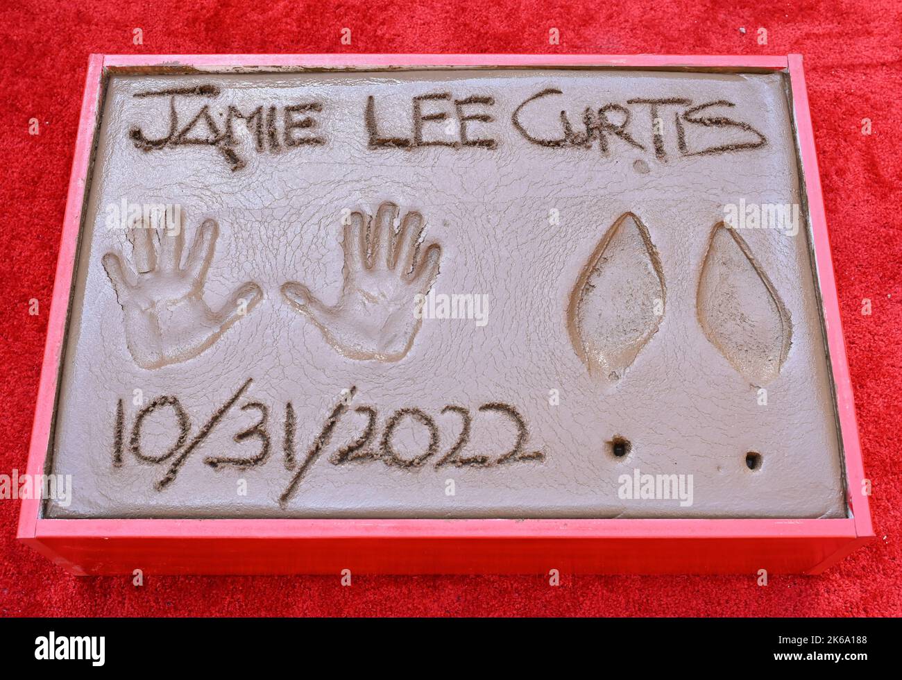 Los Angeles, USA. 12th Oct, 2022. Jamie Lee Curtis hand and footprints ...