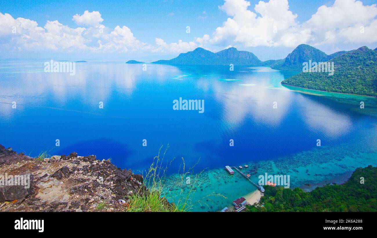 Top view of beautiful Bohey Dulang Island in Sempoerna, Sabah Stock ...