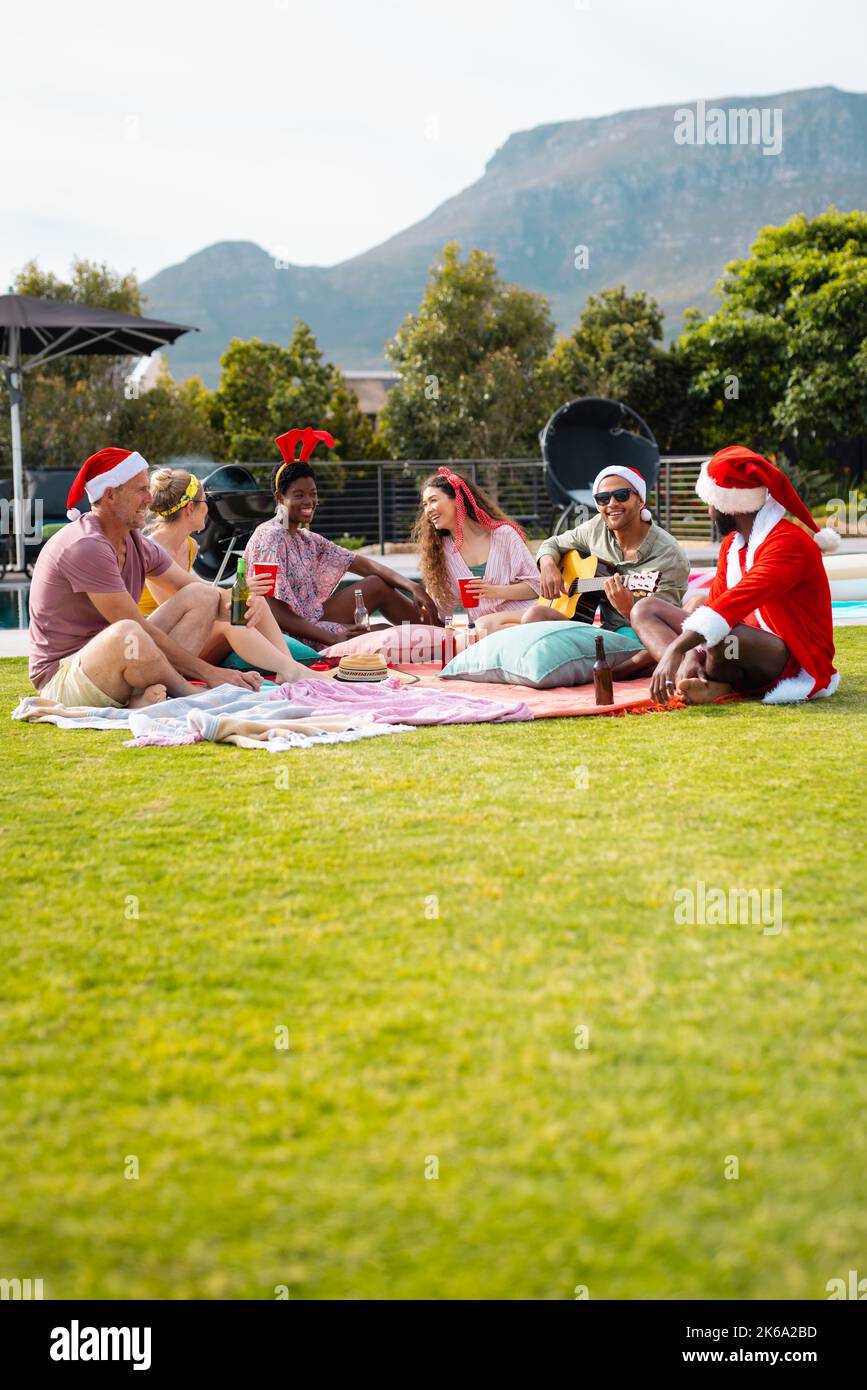 Picnic garden hi-res stock photography and images - Alamy