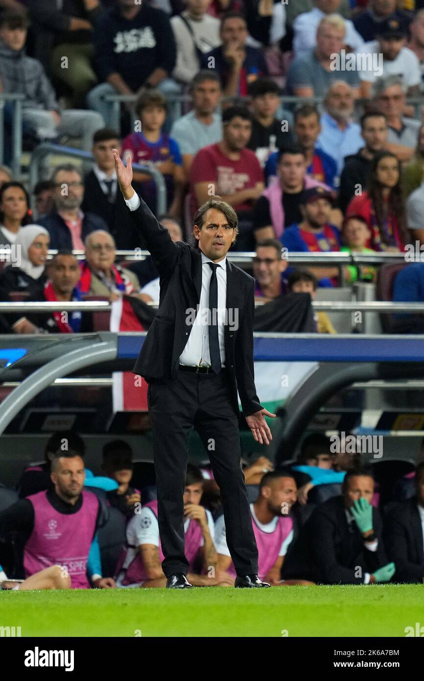 Barcelona, Spanien. 12th Oct, 2022. Simone Inzaghi coach (Inter Milan ...