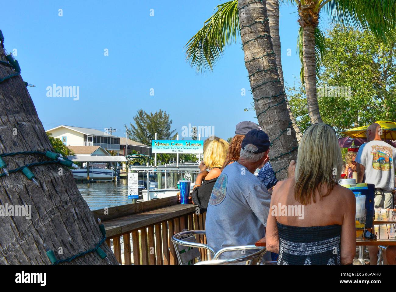 Phuzzys boat shack restaurant waterfront hi-res stock photography and ...