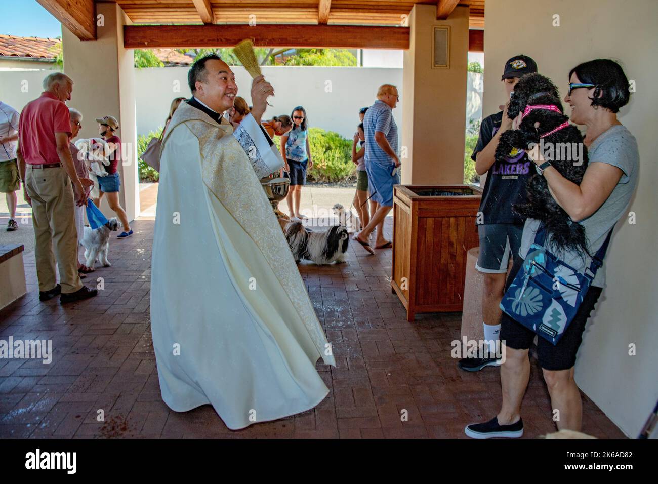 Parishioners and their pets gather at a Catholic church in Rancho Santa ...