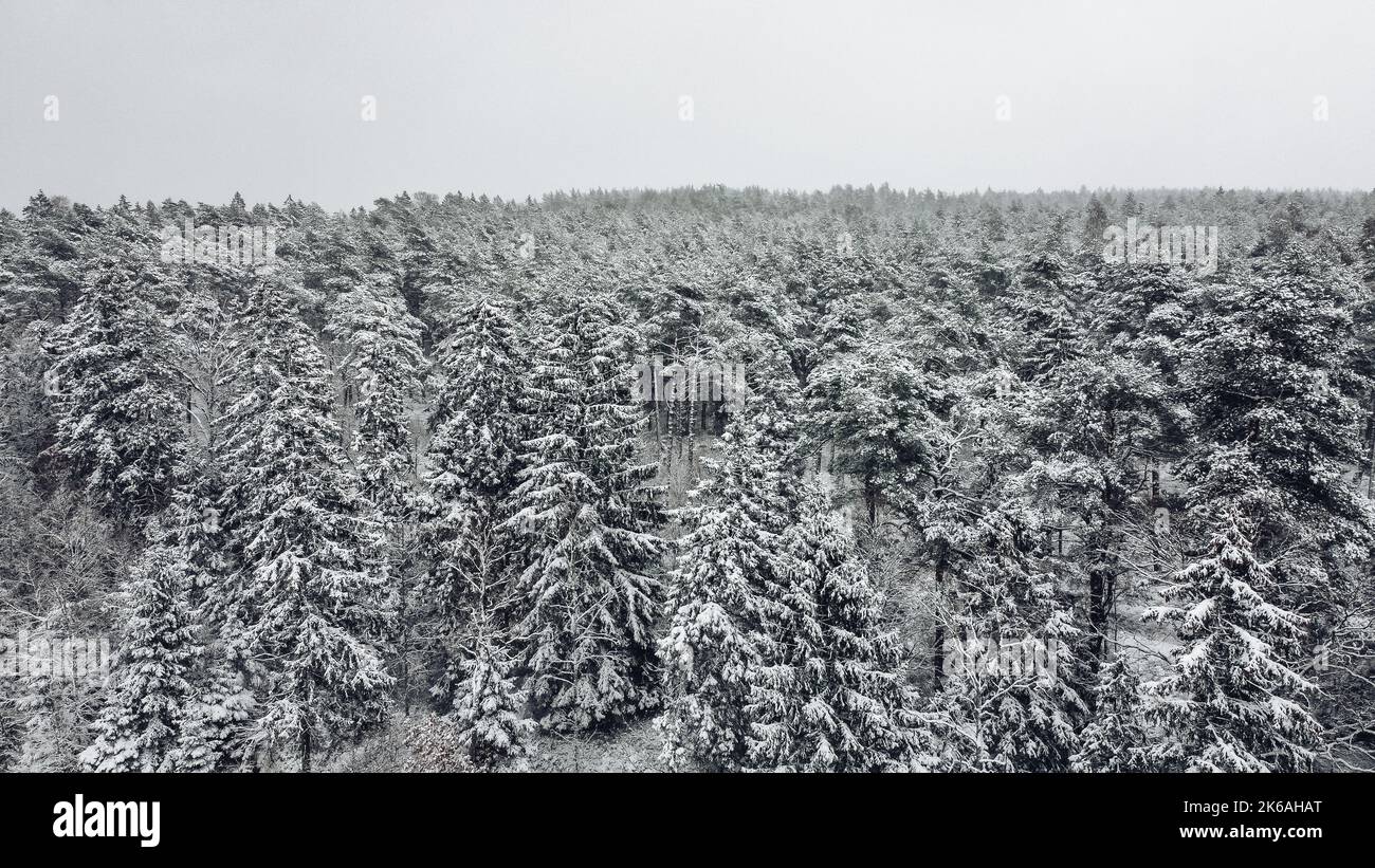 Outdoor drone snowing hi-res stock photography and images - Alamy
