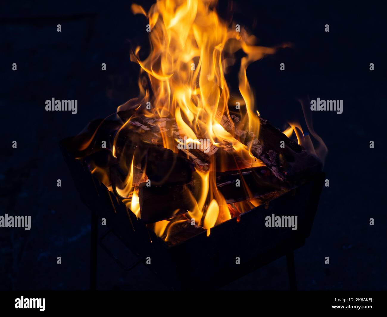 Evening open fire flame outdoors Stock Photo - Alamy