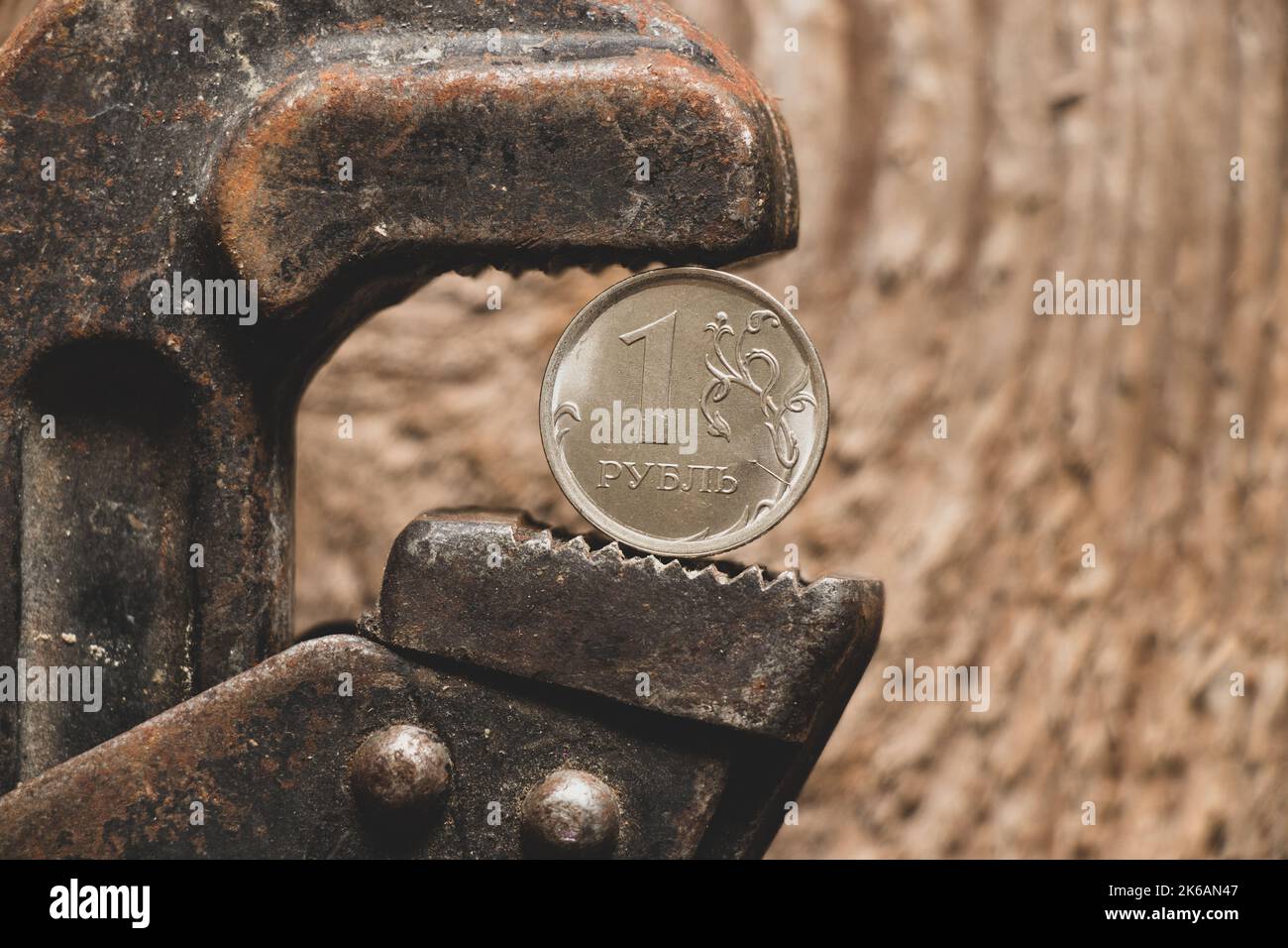 The gas key holds the Russian ruble, the collapse of the ruble ...