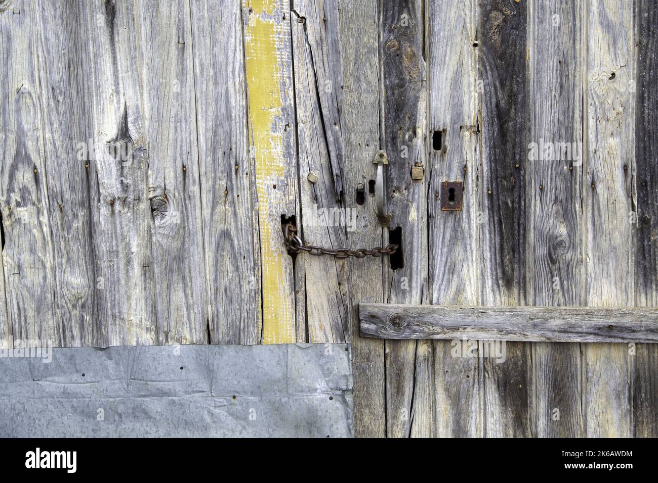 Detail of old abandoned wooden door, ruin Stock Photo - Alamy