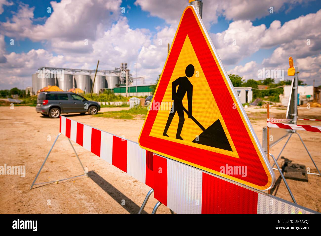 Symbol manufacturing hi-res stock photography and images - Alamy