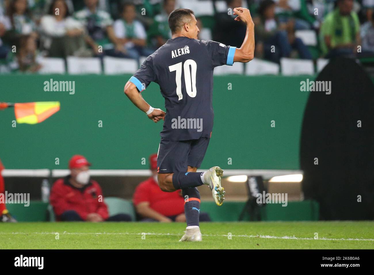 Alexis sanchez marseille goal hi-res stock photography and images - Alamy