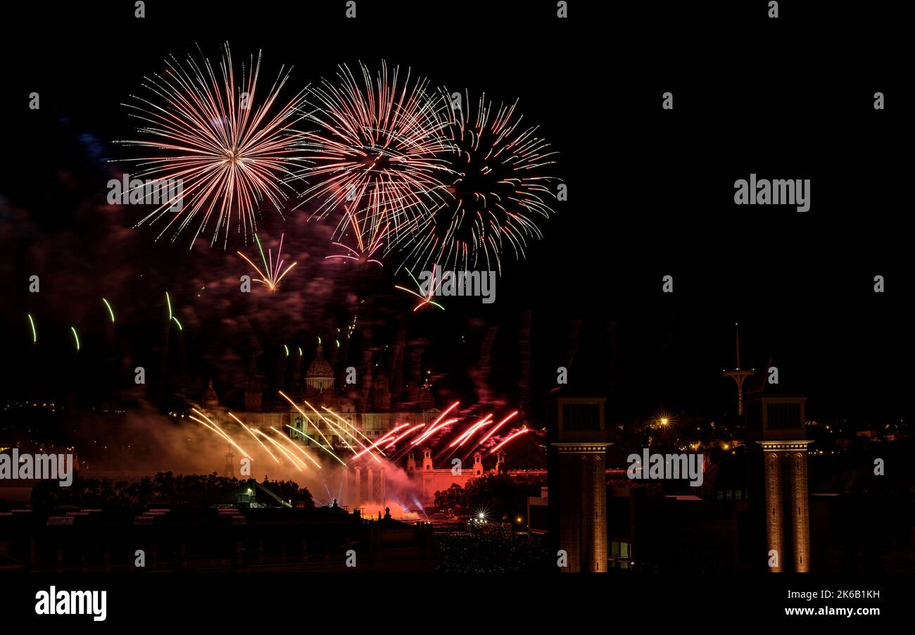 Pyromusical and fireworks of La Mercè 2022 on Maria Cristina avenue in ...