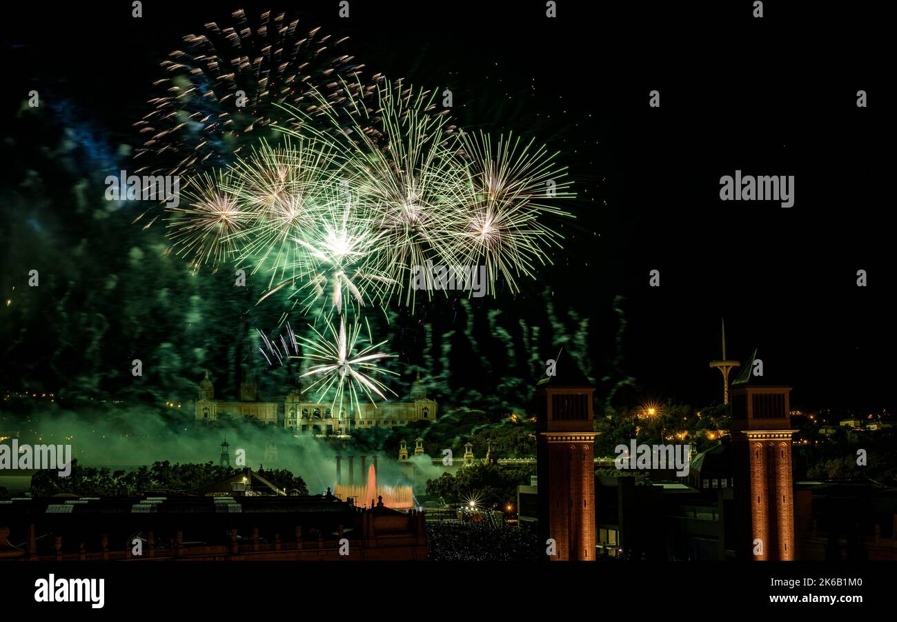 Pyromusical and fireworks of La Mercè 2022 on Maria Cristina avenue in ...