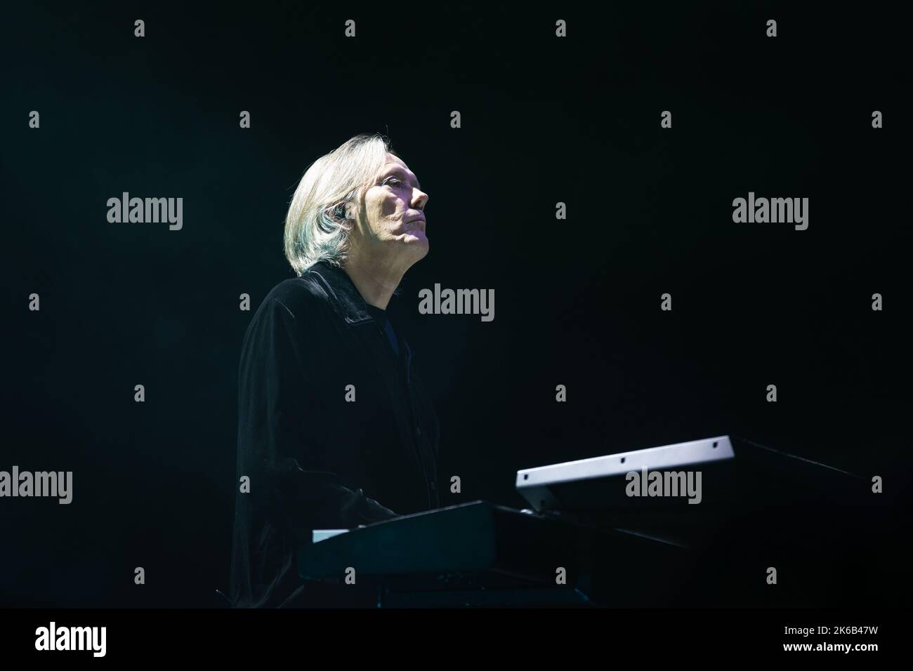 Roger o donnell the cure hi-res stock photography and images - Alamy