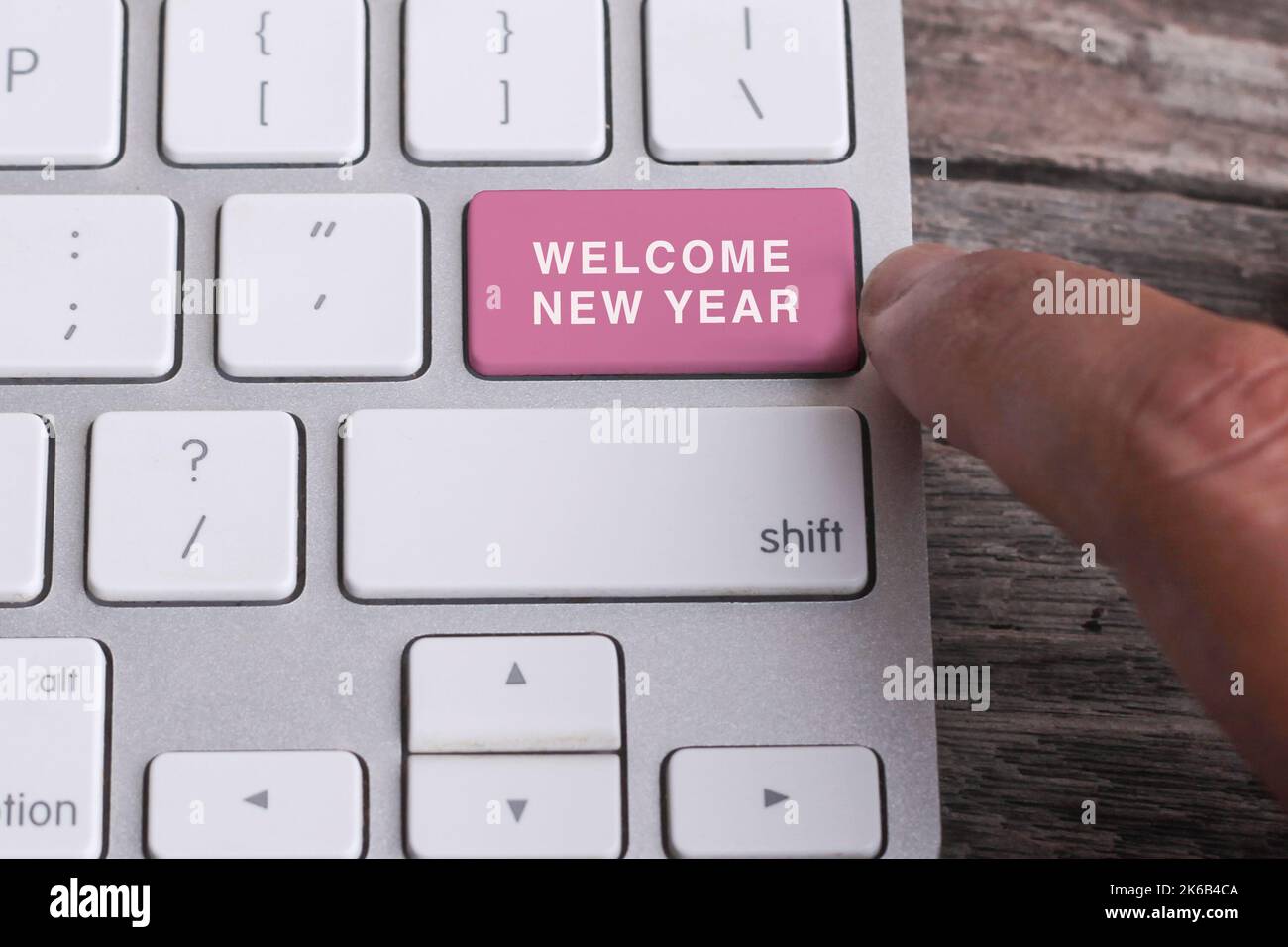 Start button key on keyboard hi-res stock photography and images - Alamy