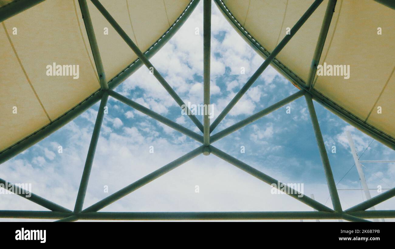 Glass pyramid roof ceiling hi-res stock photography and images - Alamy