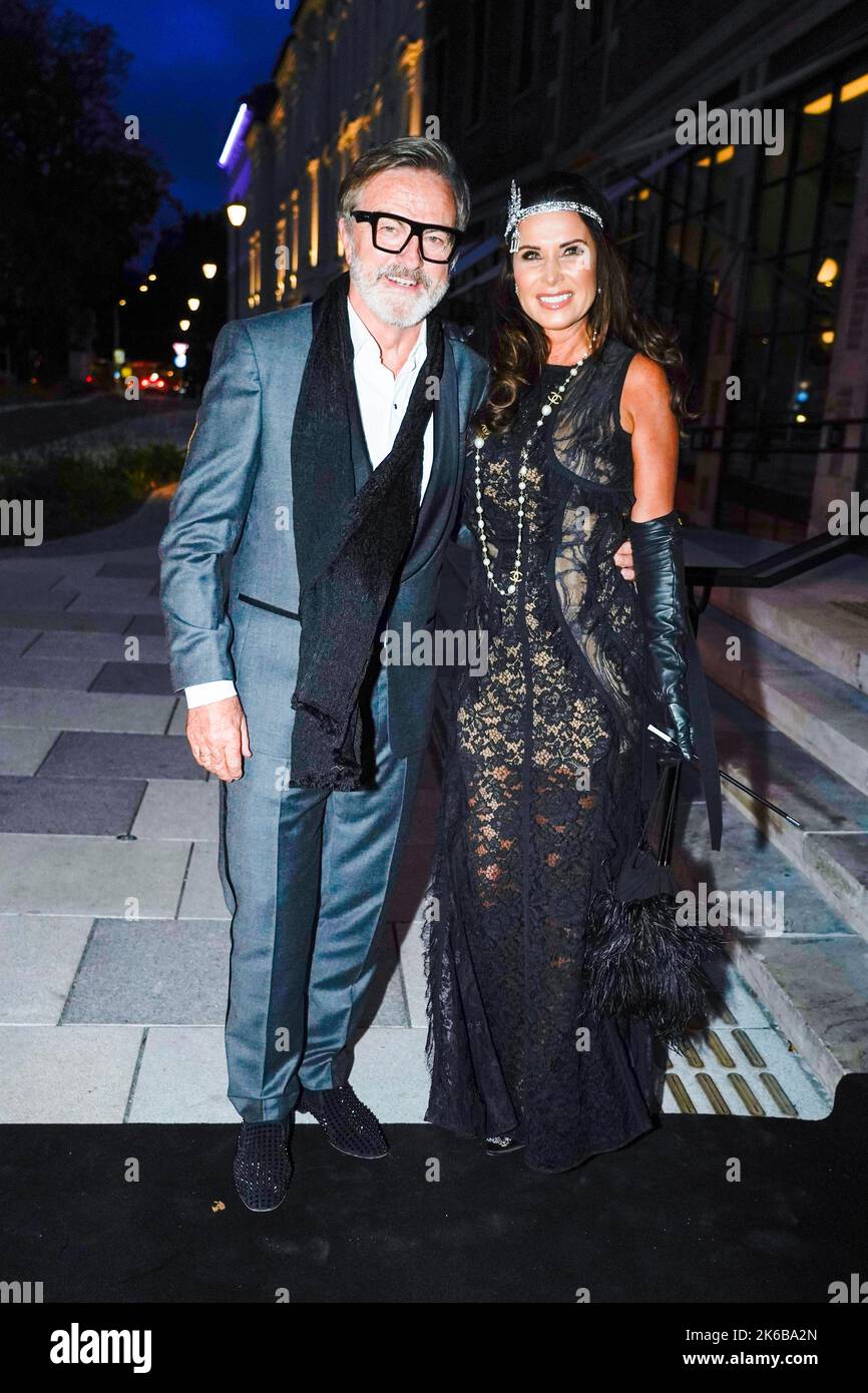 Oslo 20221012.Business leaders Ola Mæle and Vibeke Mæle on the red ...