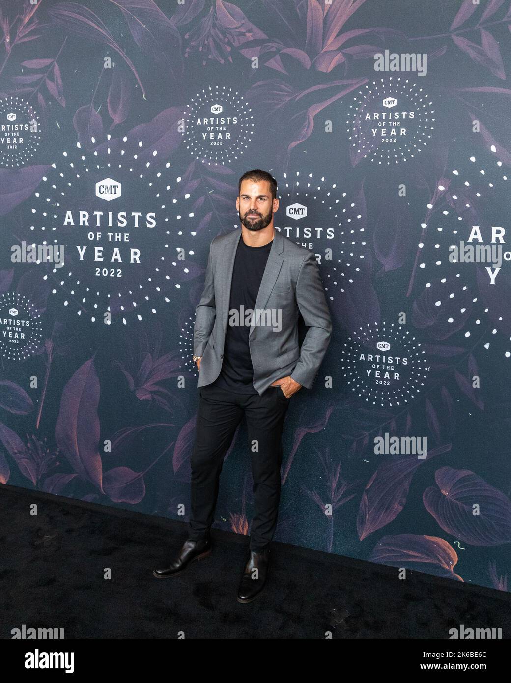 Eric Decker walks the arrival carpet at the CMT Artists of the Year at ...