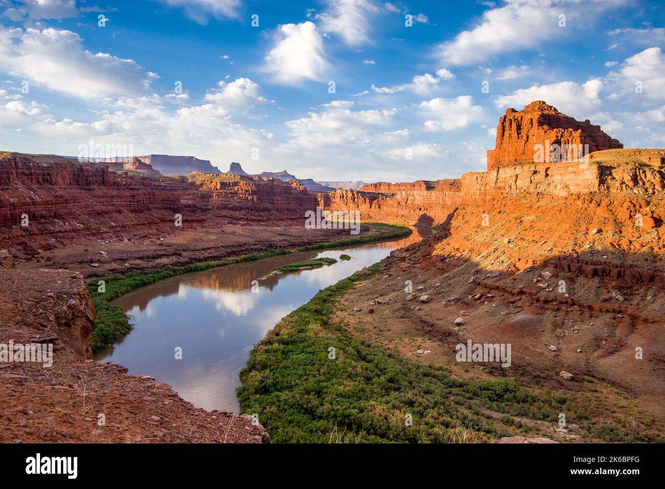 Sunrise over the Goose Neck of the Colorado River in Meander Canyon ...