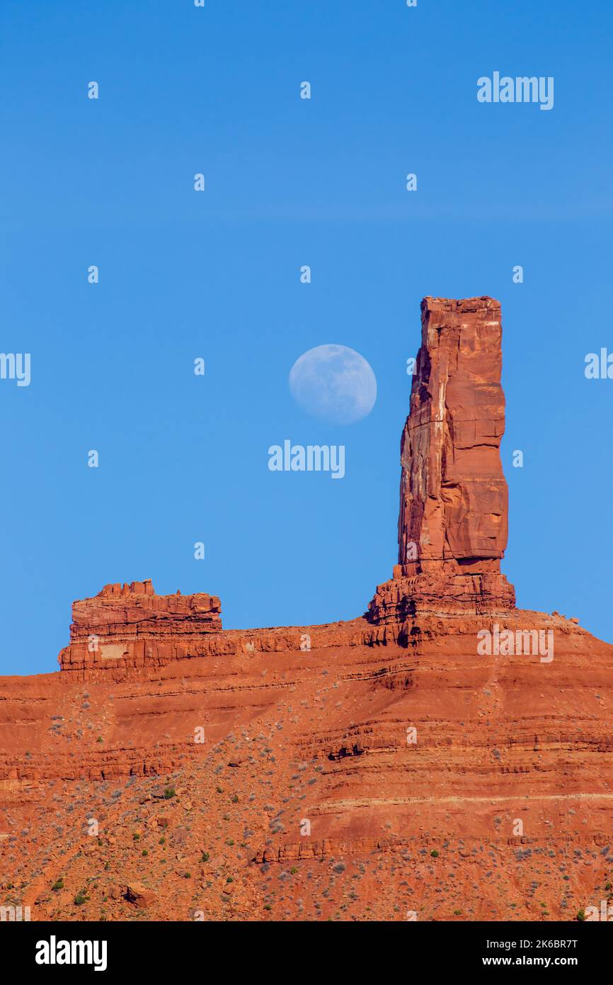 Rising moon over the Castleton Tower or Castle Rock, viewed from Castle ...
