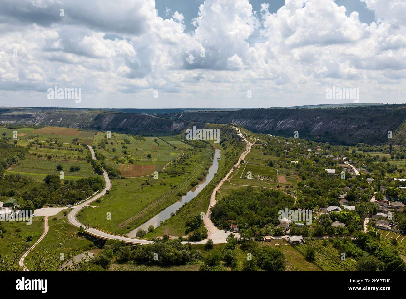 Asphalt road top view hi-res stock photography and images - Alamy