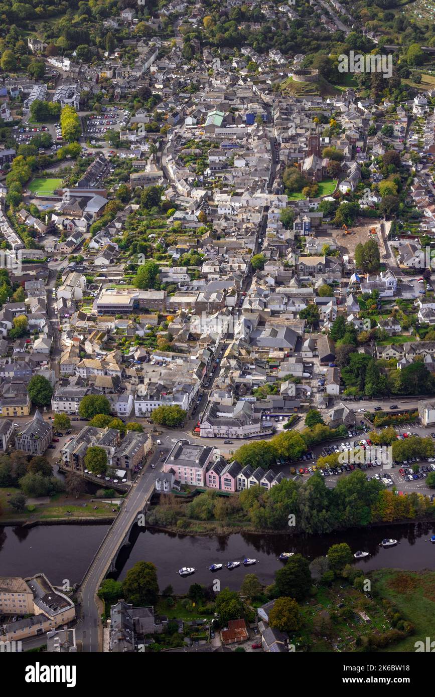 Aerial photograph of Totnes High Street, surrounded by the River Dart ...