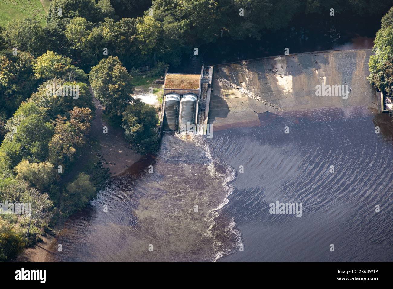 Aerial photograph of Totnes Weir Hydro on the River Dart, Devon Stock ...