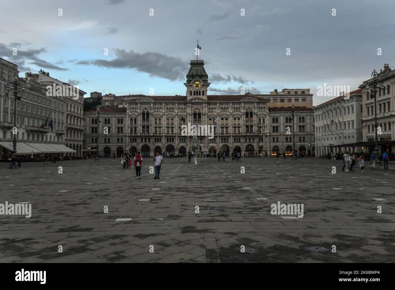 Rainy afternoon in Unity of Italy Square (Piazza Unita d' Italia ...