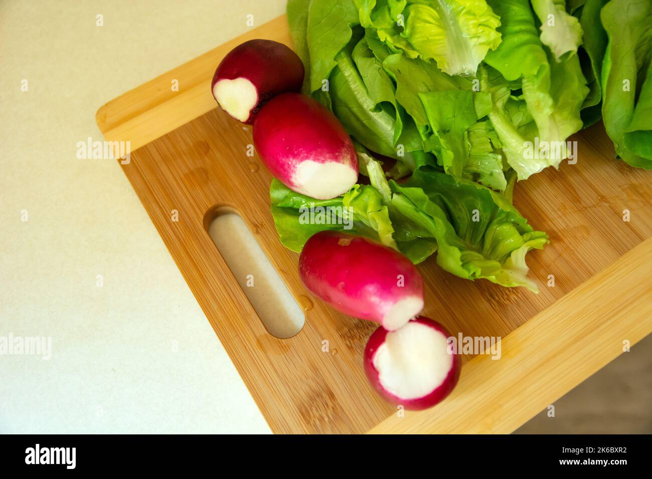 Lettuce and radish hi-res stock photography and images - Alamy