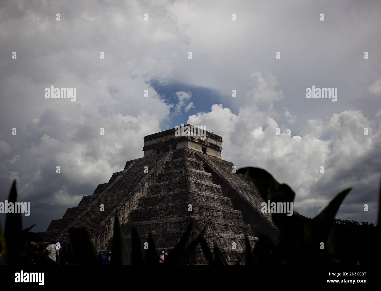 The El Castillo historical pyramid in Chichen Itza, Mexico under a ...