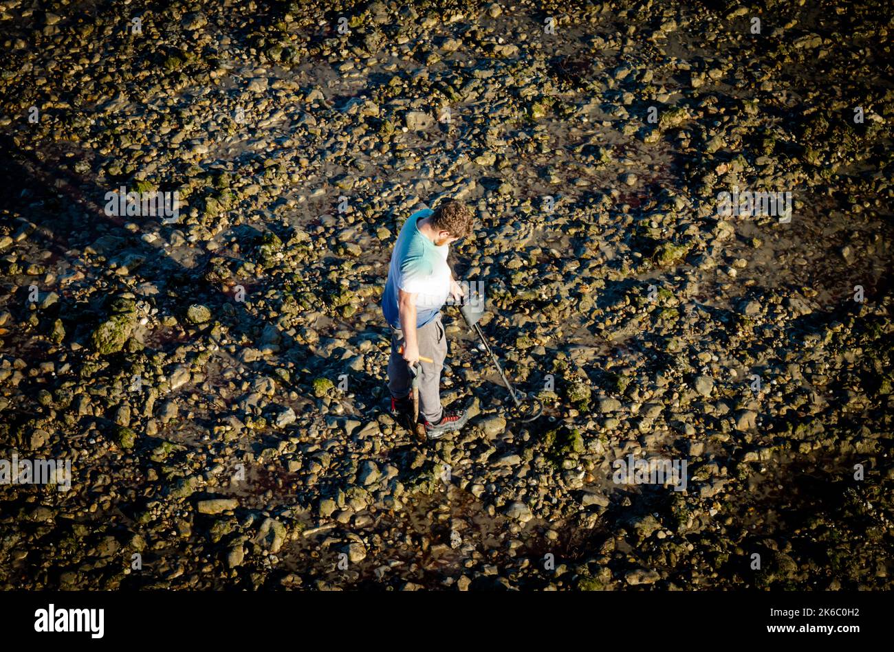 Metal detecting detectorist hi-res stock photography and images - Alamy