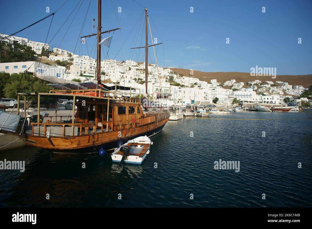 Port of Astypalaia island - Avra Cruises boat - trips Stock Photo - Alamy