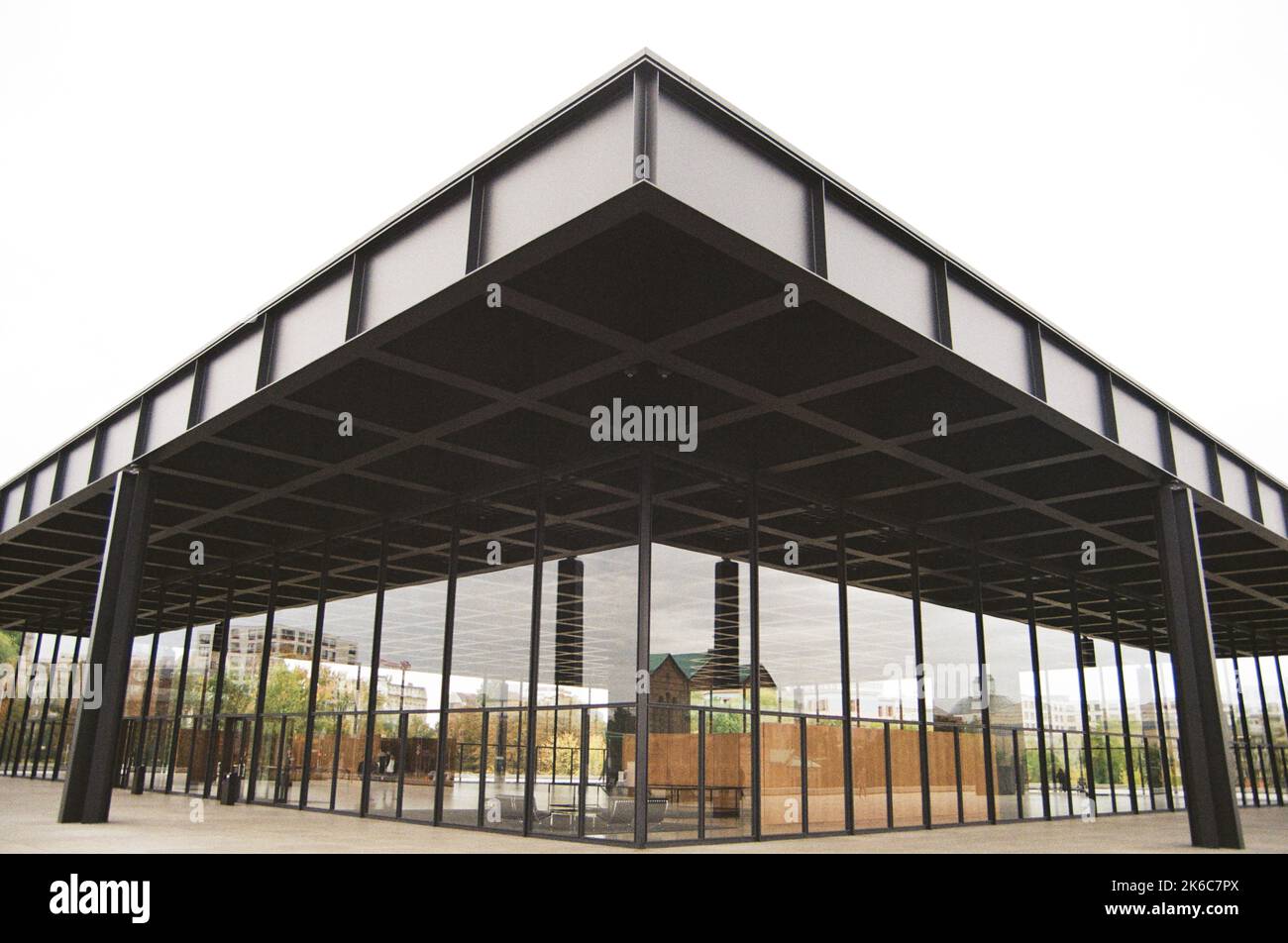 neue national galerie Stock Photo - Alamy